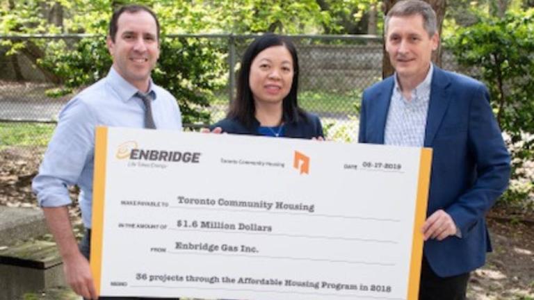 Toronto Community Housing receives $1.6 million Enbridge Rebate for ...